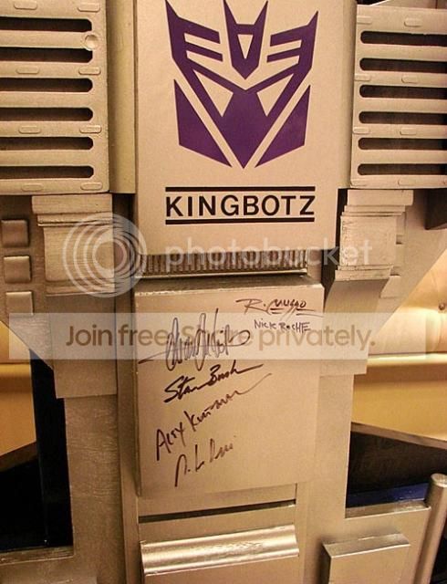 7-foot G1 Bruticus statue for sale | TFW2005 - The 2005 Boards