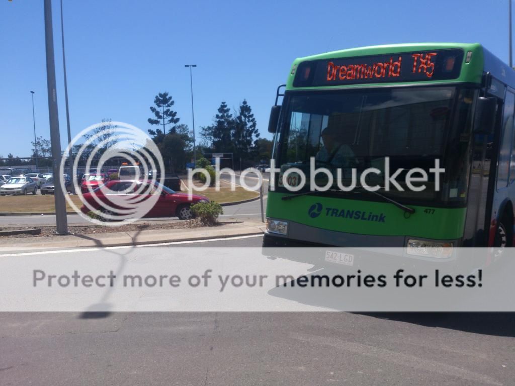 Surfside at Helensvale Station - 17/01