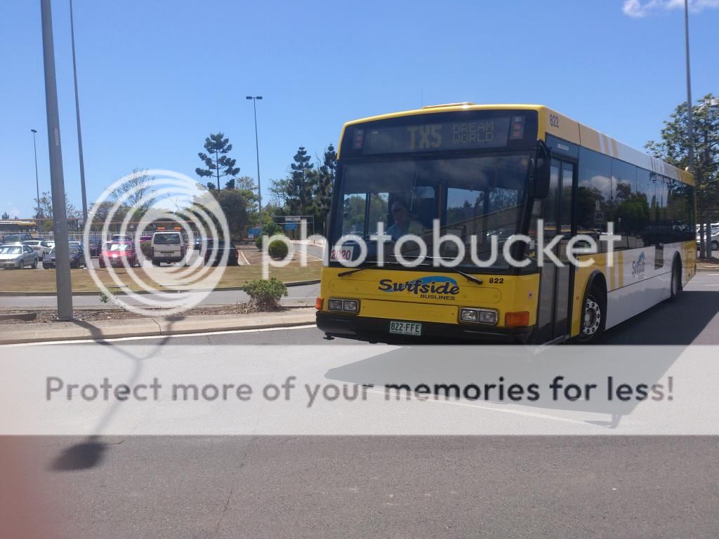 Surfside at Helensvale Station - 17/01