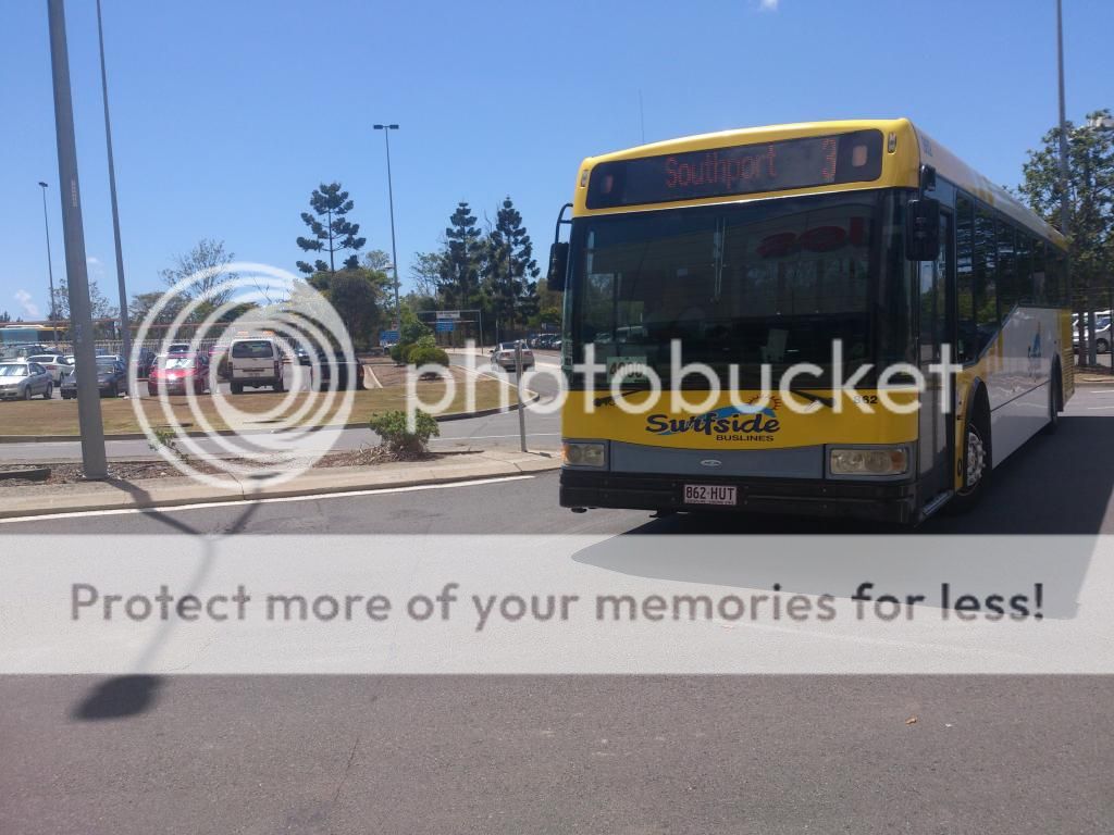 Surfside at Helensvale Station - 17/01