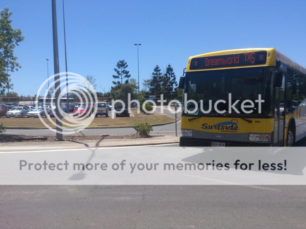 Surfside at Helensvale Station - 17/01